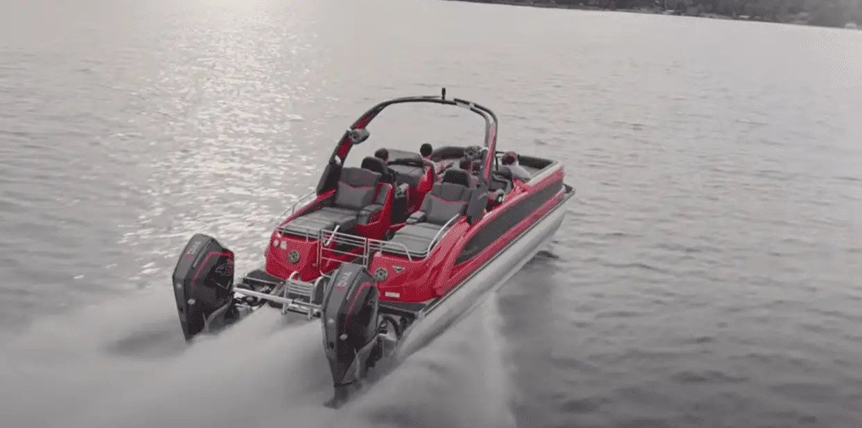 How to Properly Anchor a Pontoon Boat [6 Simple Steps] - Pontooners